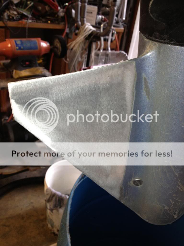 HOW TO - BROKEN SKEG REPAIR | Bloodydecks