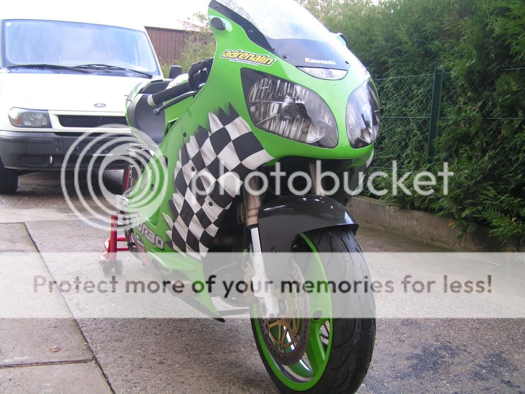 2002 ZX12 TURBO @ ZX12R ZONE.com