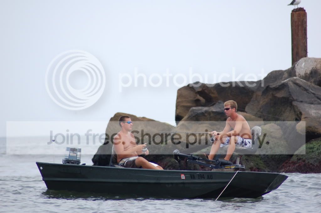 Jet Ski Fishing Off Of Virginia Beach 8/5/09 | BASS BARN